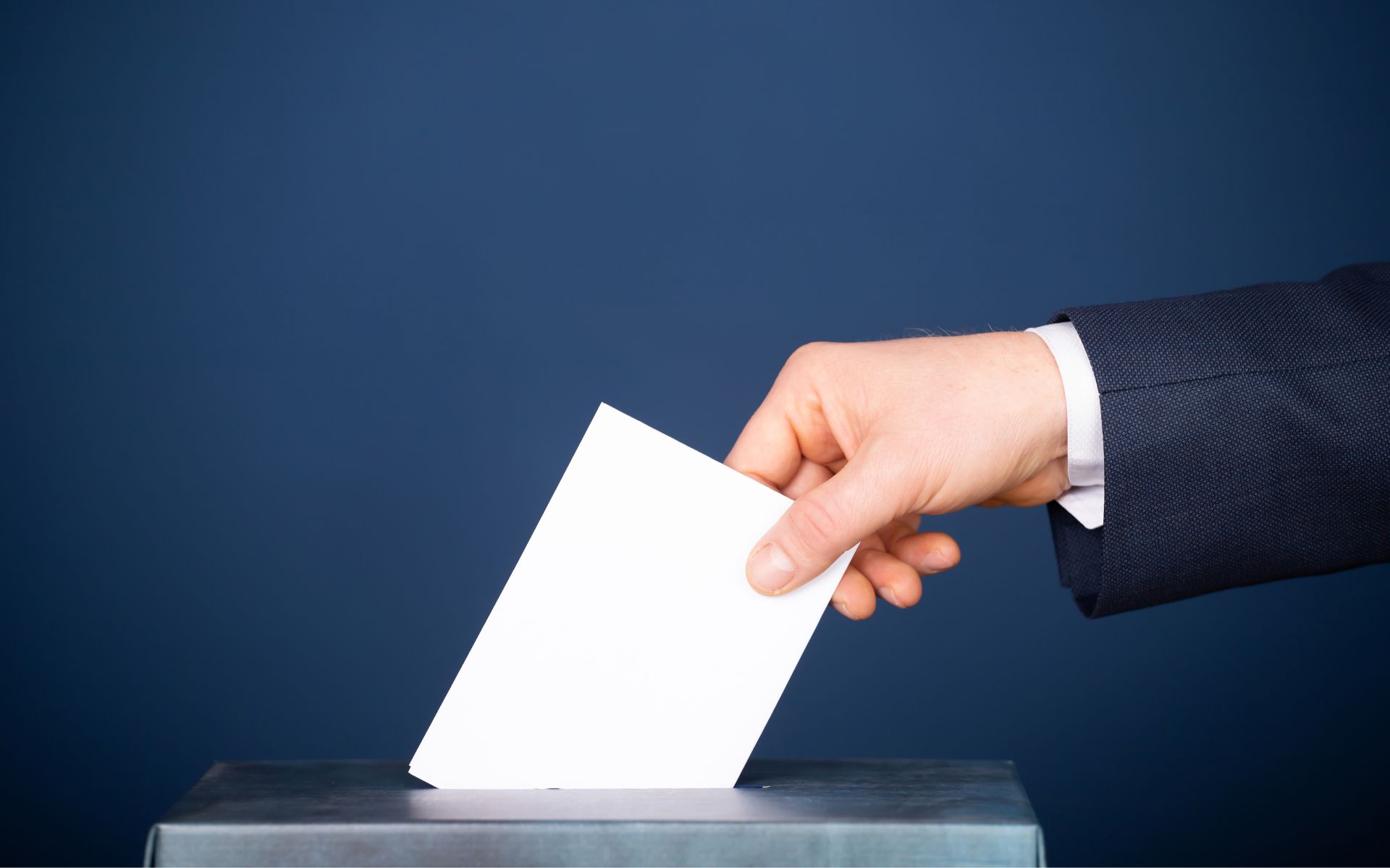 Political Podcasts Stepping Up to the Election Campaign - Topics ...