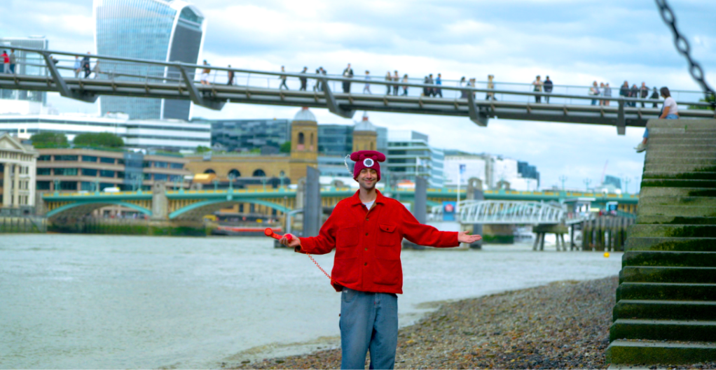 A View From A Bridge: Viral storytelling goes deeper with new podcast launch - Topics - Podcast Rex